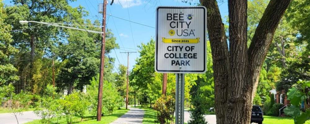 Examples of BCUSA Signs & Displays - Bee City USA